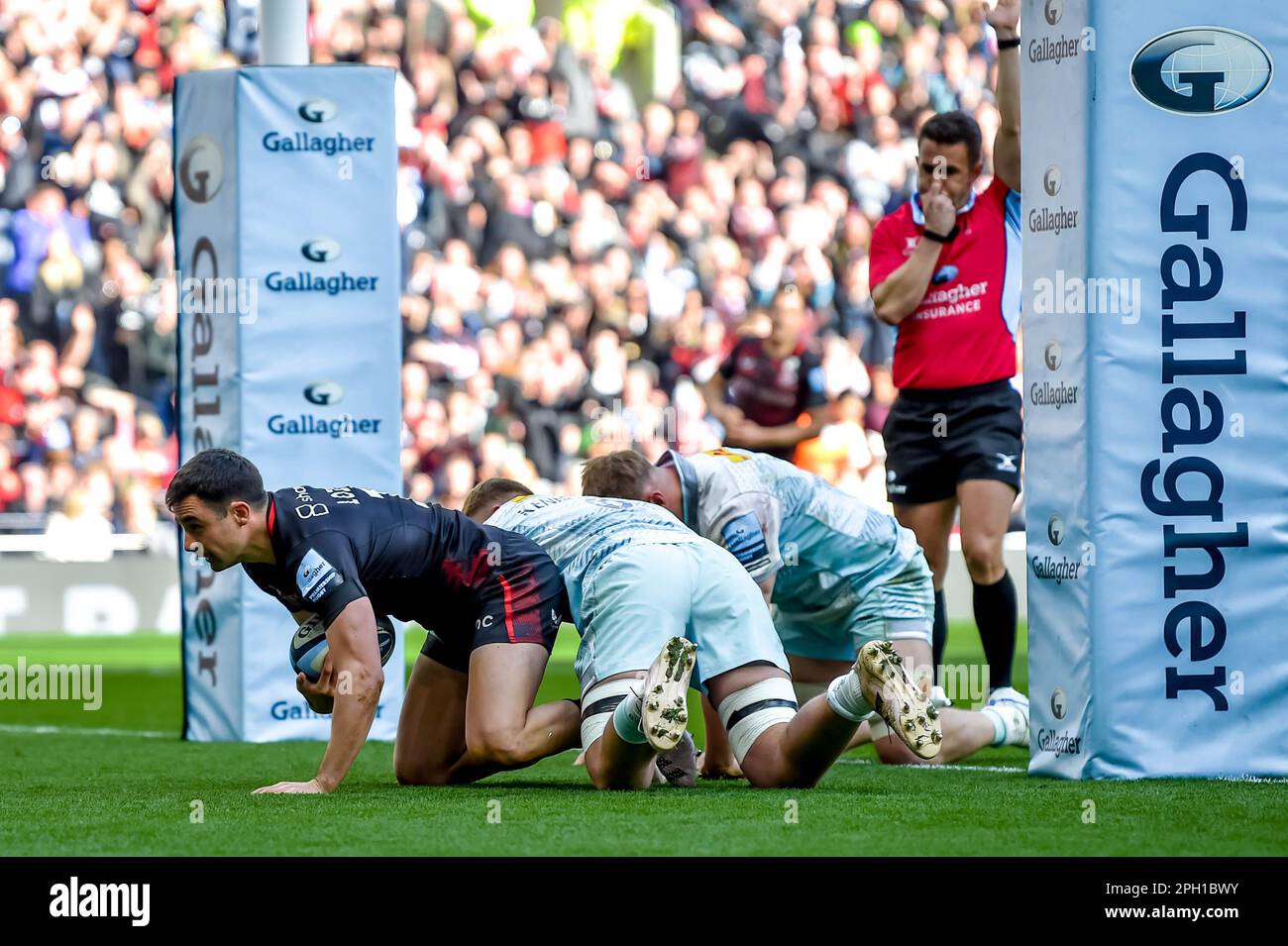 London, UK. 25th Mar, 2023. Alex Lozowski Saracens scores Saracens ...