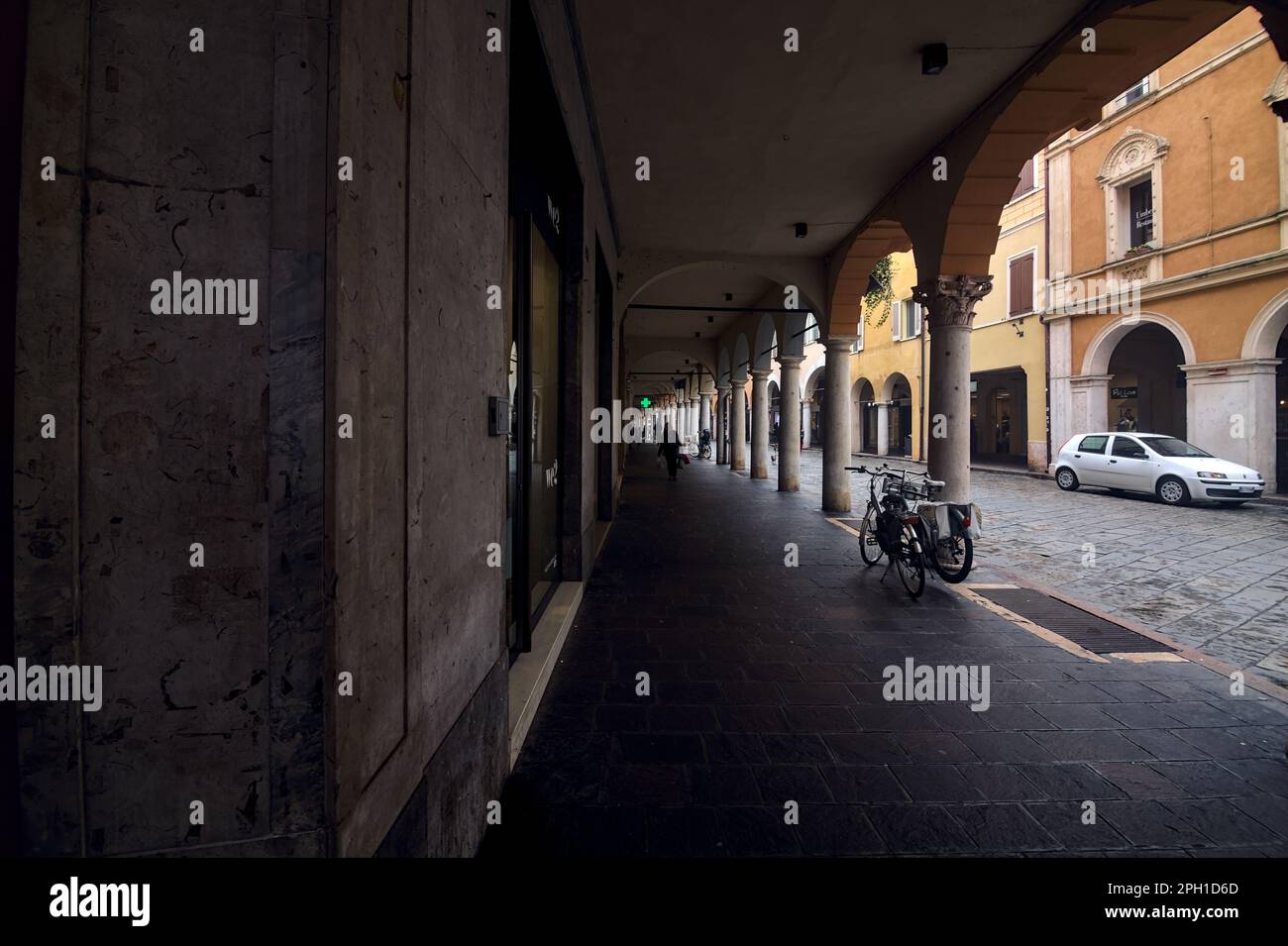 Pavement with shops in an italian town Stock Photo - Alamy