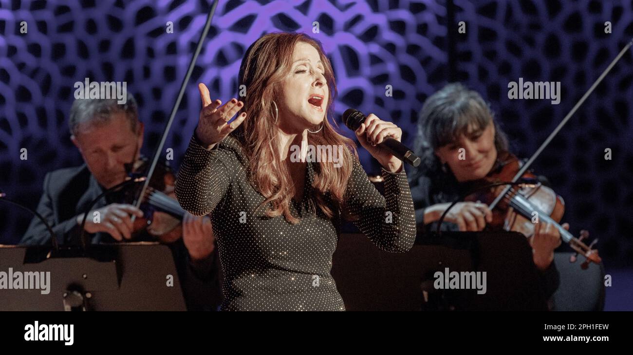 25 March 2023, Hamburg: Singer Vicky Leandros sings at her "I love life ...