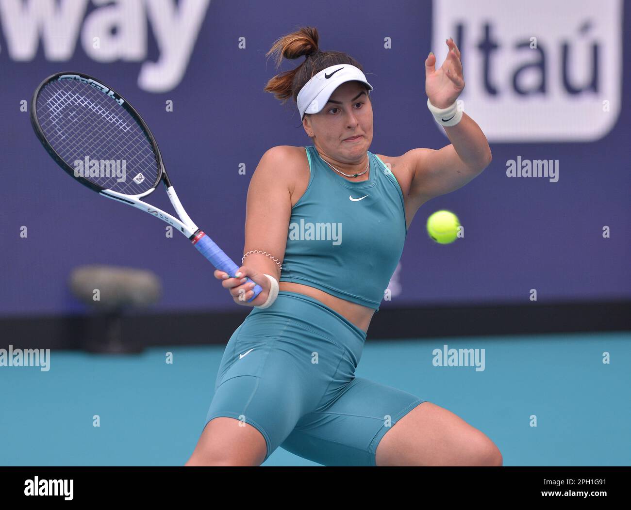 Bianca andreescu maria sakkari hi-res stock photography and images - Alamy