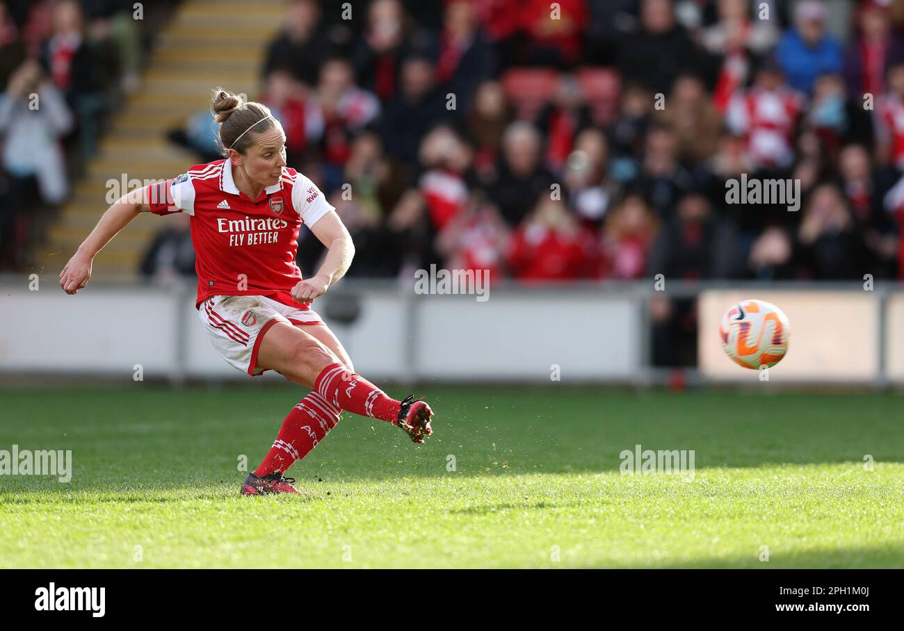 1 3 super hi-res stock photography and images - Alamy