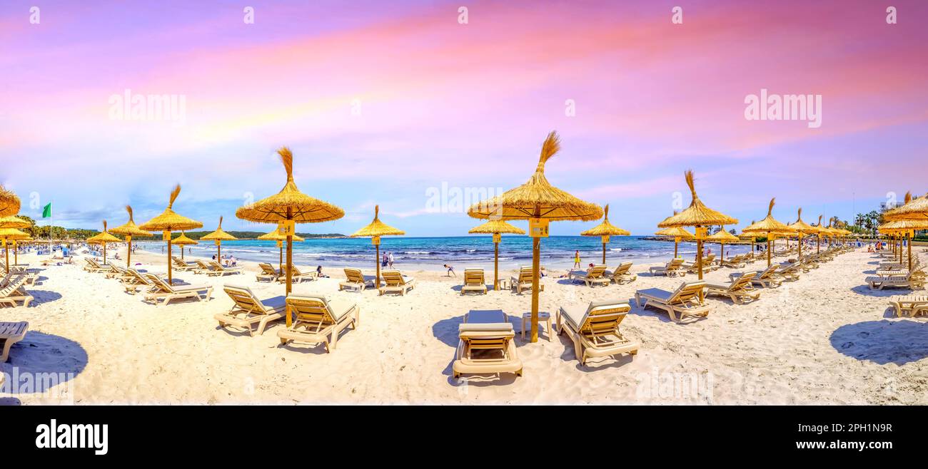 Beach in Sa Coma, Mallorca, Spain Stock Photo - Alamy