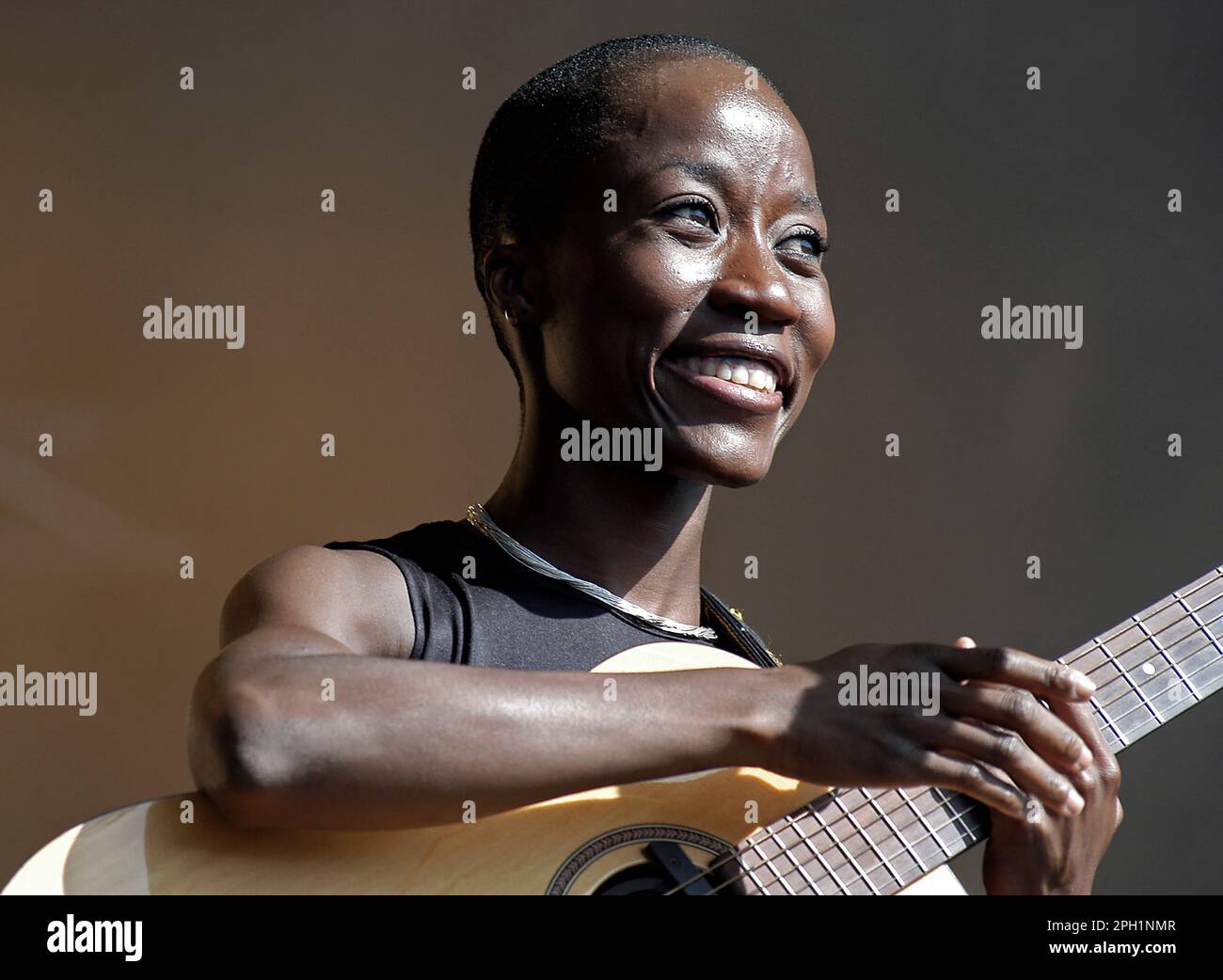 Rokia traoré hi-res stock photography and images - Alamy
