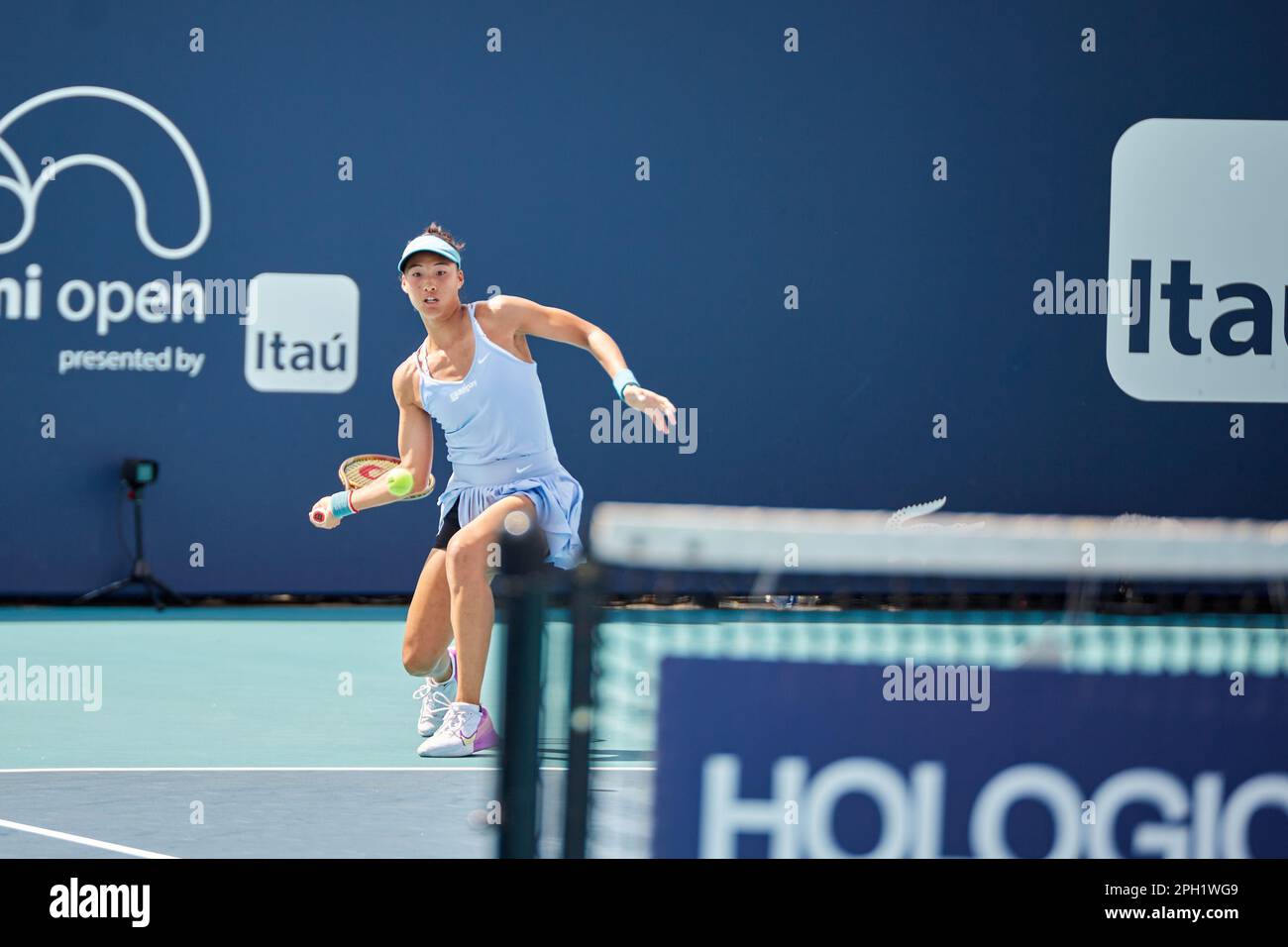 Miami Gardens, FL, USA. 25th March 2023. [WTA] [12] L. Samsonova vs [23] Q. Zheng (CHN) during ...