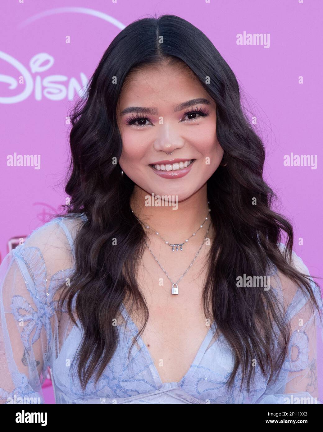 Lisa yamada hi-res stock photography and images - Alamy