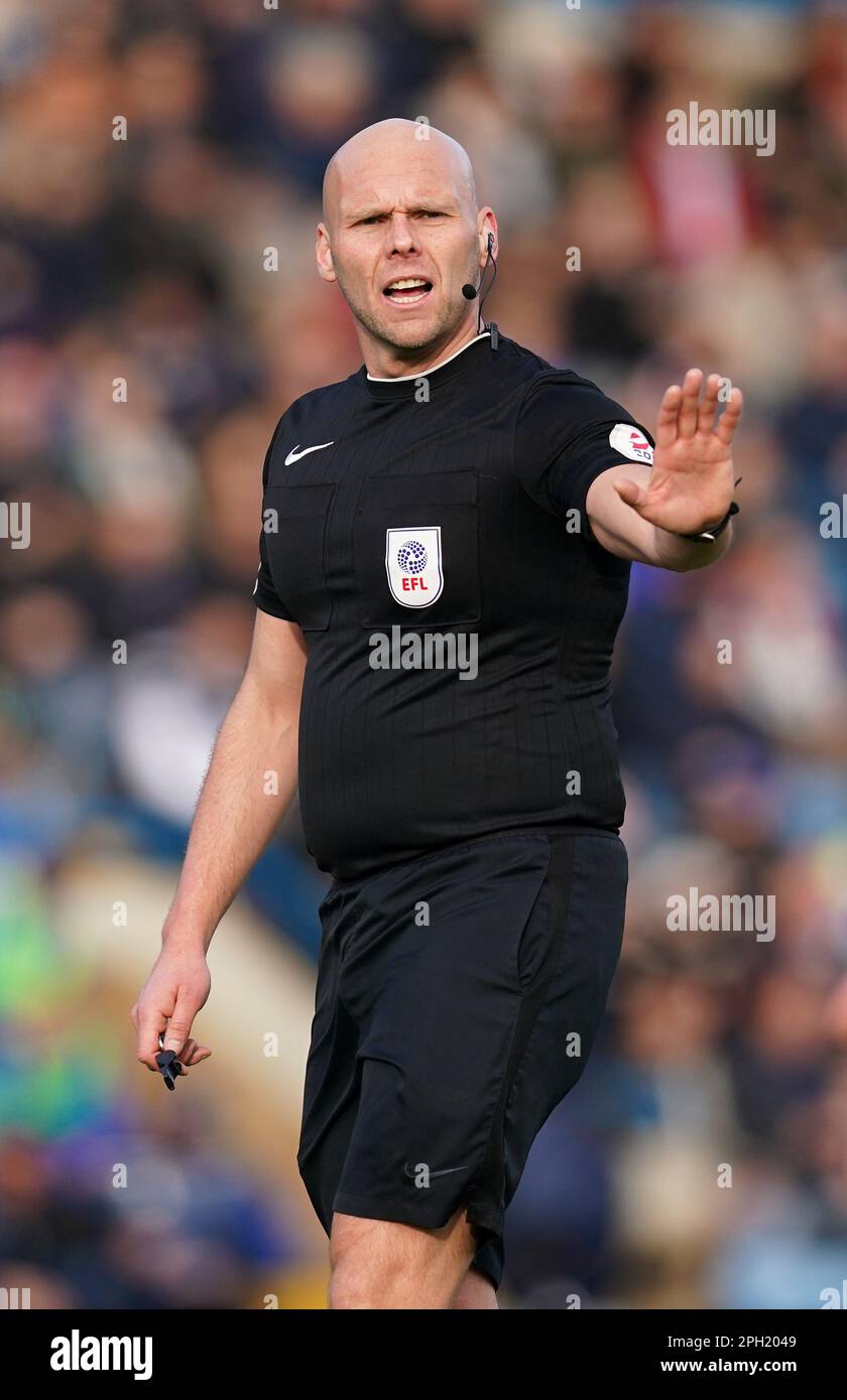 Referee Charles Breakspear during the Sky Bet League Two match at ...