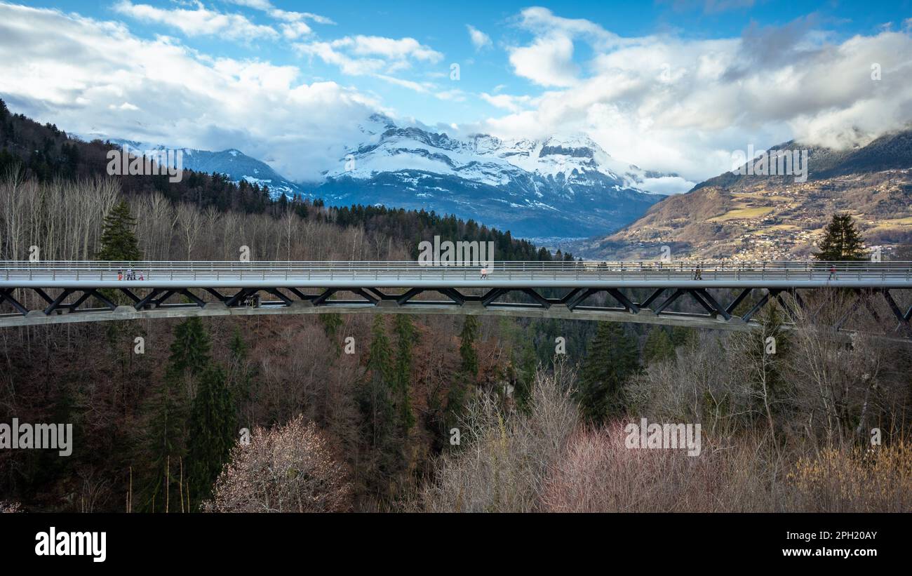 Snow peak bridge in hi-res stock photography and images - Alamy