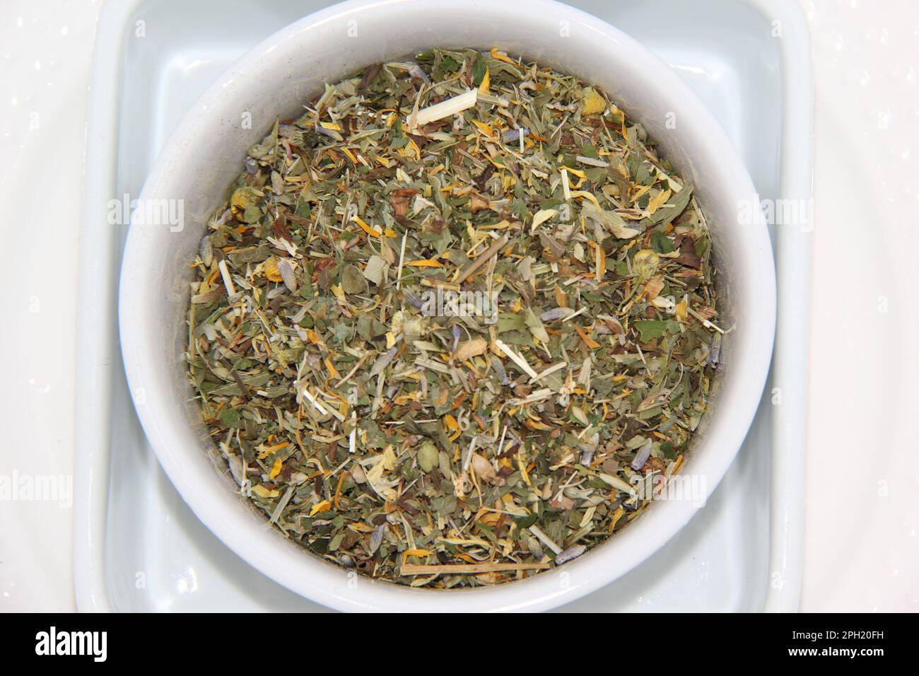 Loose tea leaves hi-res stock photography and images - Alamy