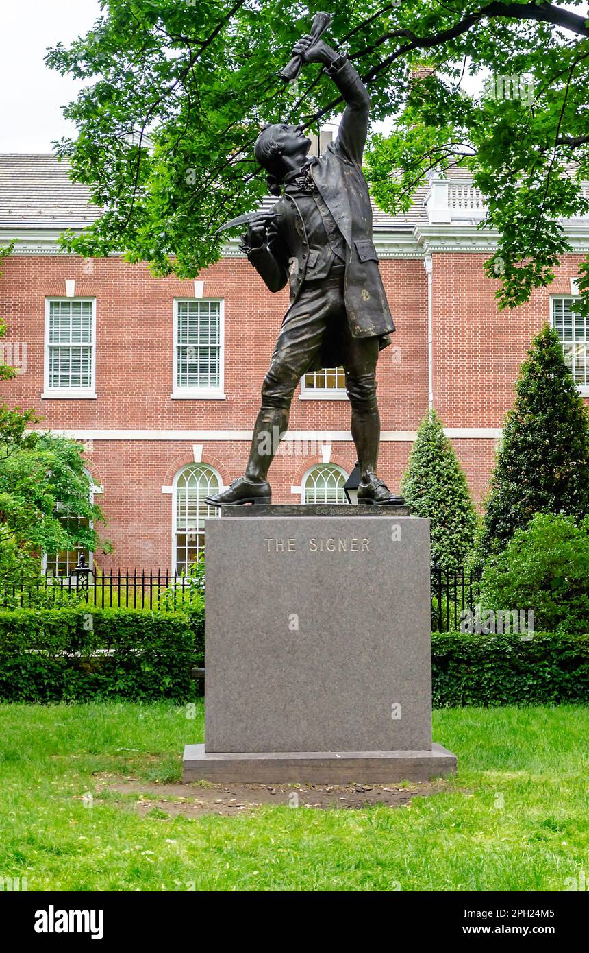 PHILADELPHIA - CIRCA MAY 2013: The Signer Statue, Philadelphia, USA ...