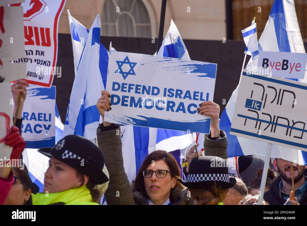London, UK. 24th March 2023. Crowds of British Israelis and British ...