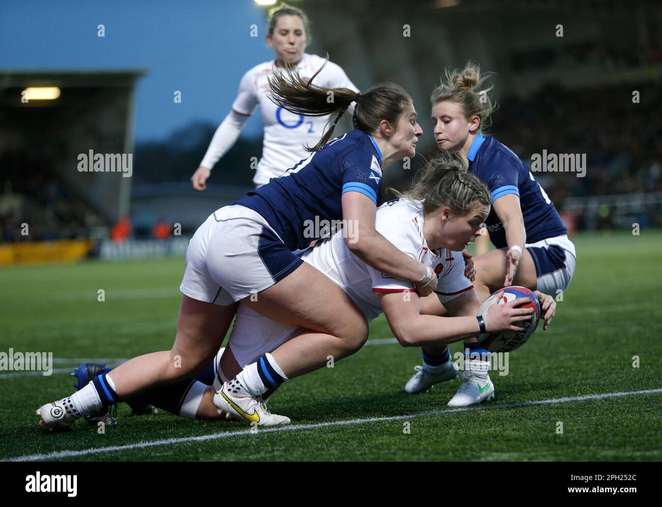 Sarah beckett hi-res stock photography and images - Alamy