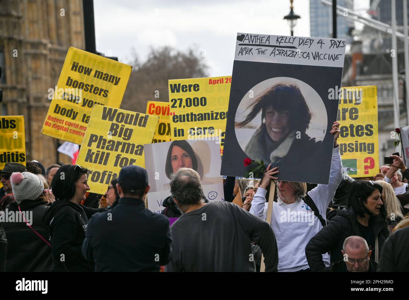 Parliament square, London, UK. 25 March 2023. Thousands of Britons ...