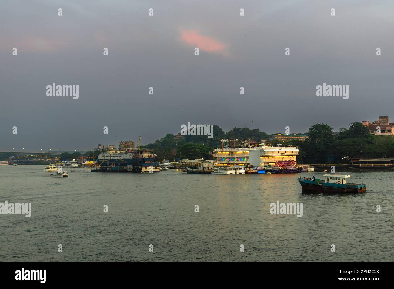 Panaji Goa India Oct 22 2022: Sunset time cruise View of the Atal Setu ...