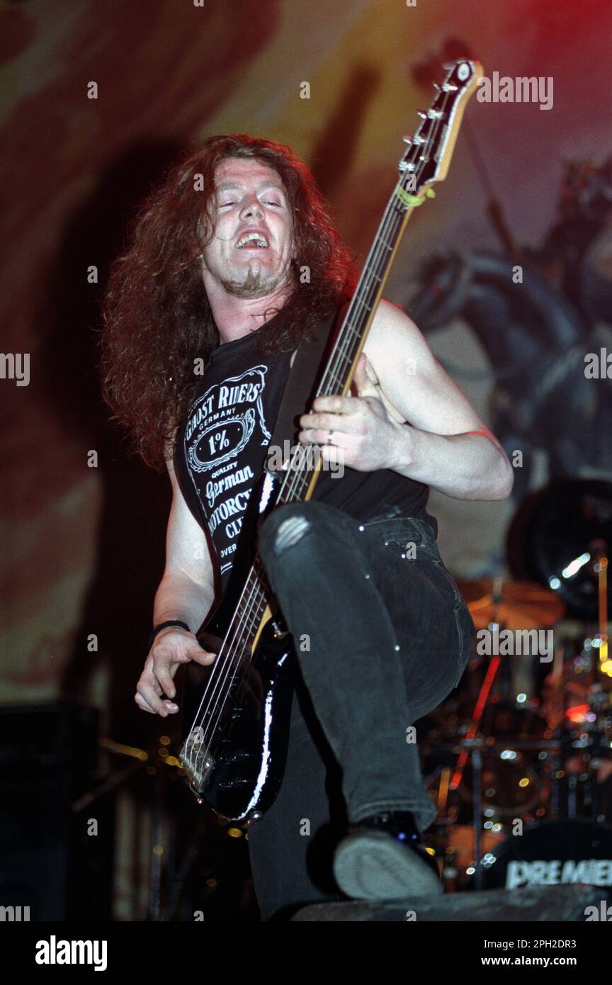 Milan Italy 03/03/1995 : Saxon , the singer Peter Biff Byford, the ...