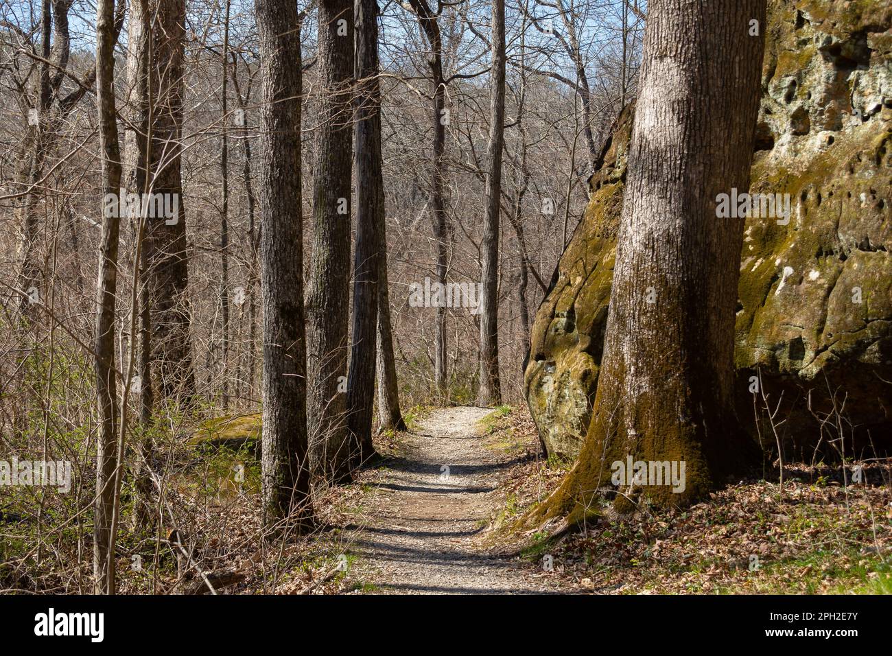 Hiking trail in Giant City State Park on a sunny Spring morning Stock ...