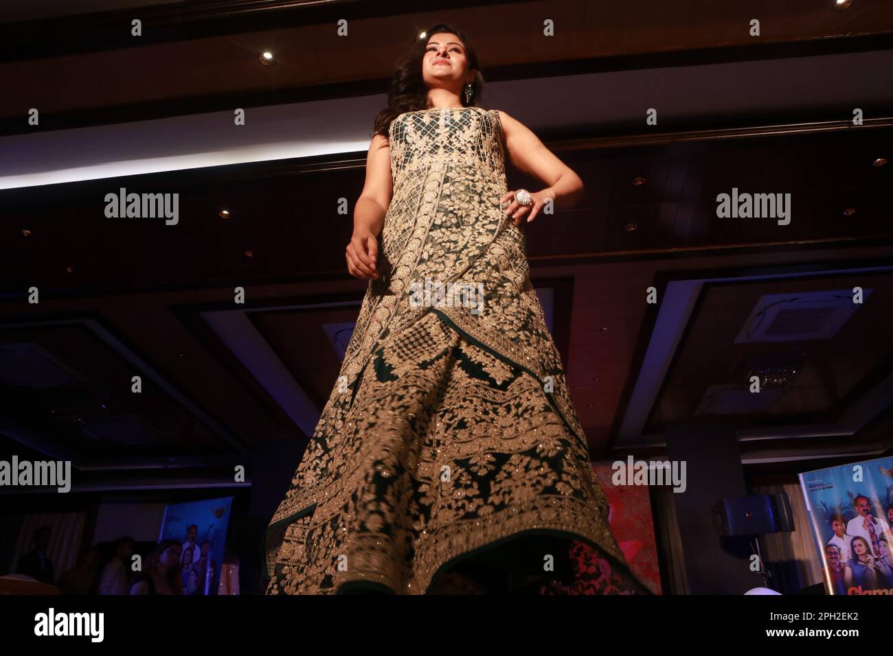 Fashion ramp show hi-res stock photography and images - Alamy