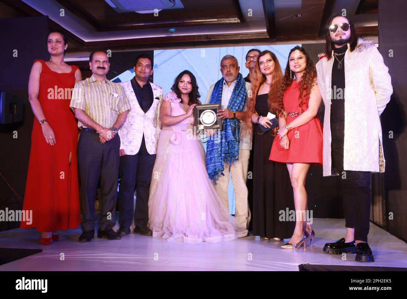 Indian model madhabilata mitra hi-res stock photography and images - Alamy