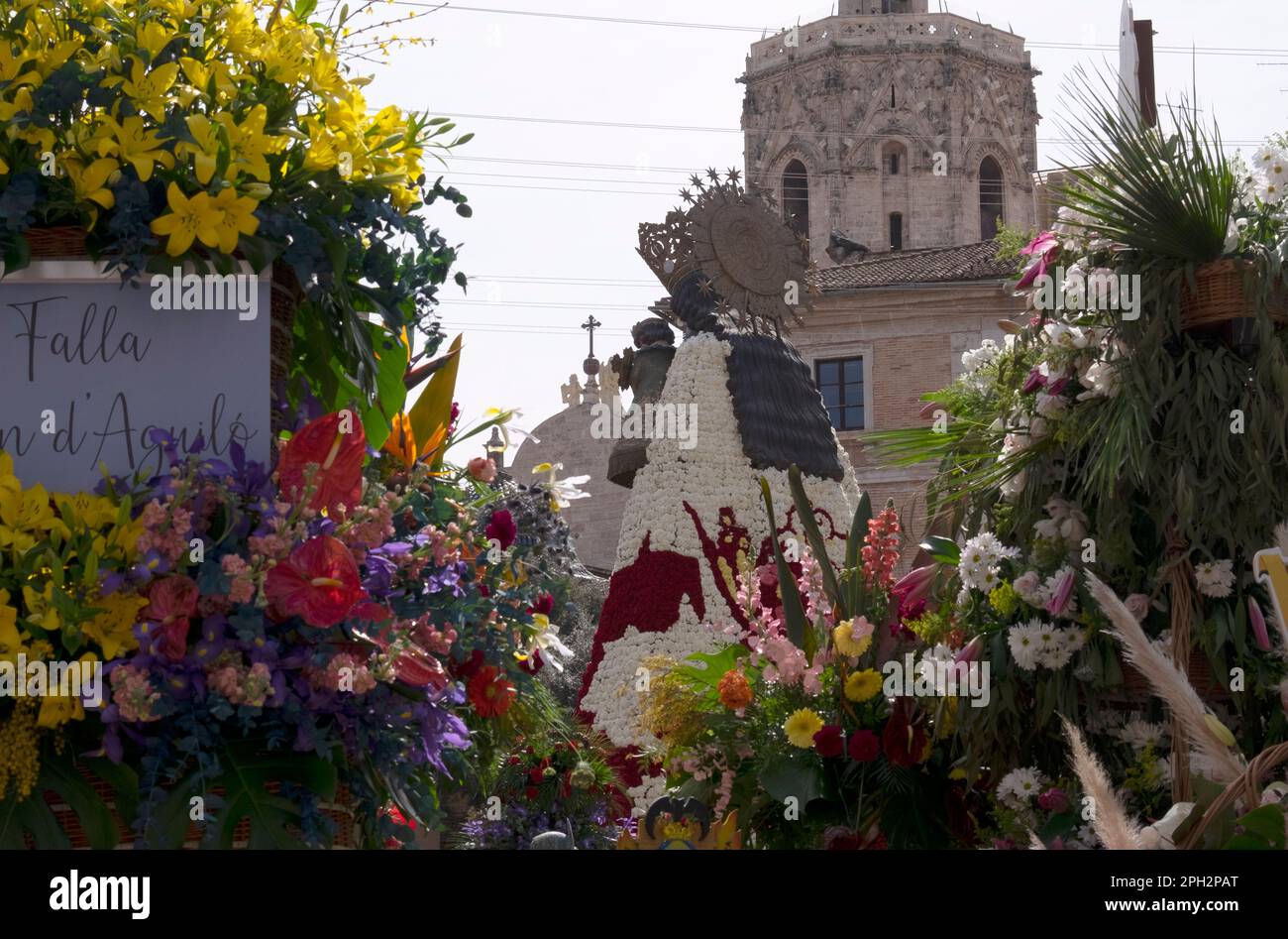 Ofrenda del Flowers,flower offering takes place with Spaniards dressed ...