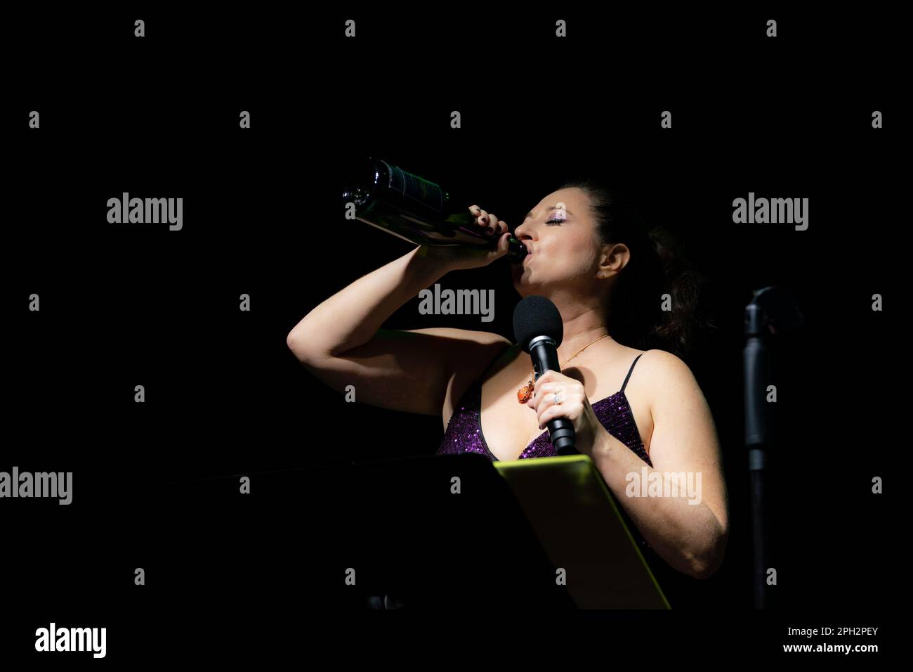 Nikki levy hi-res stock photography and images - Alamy