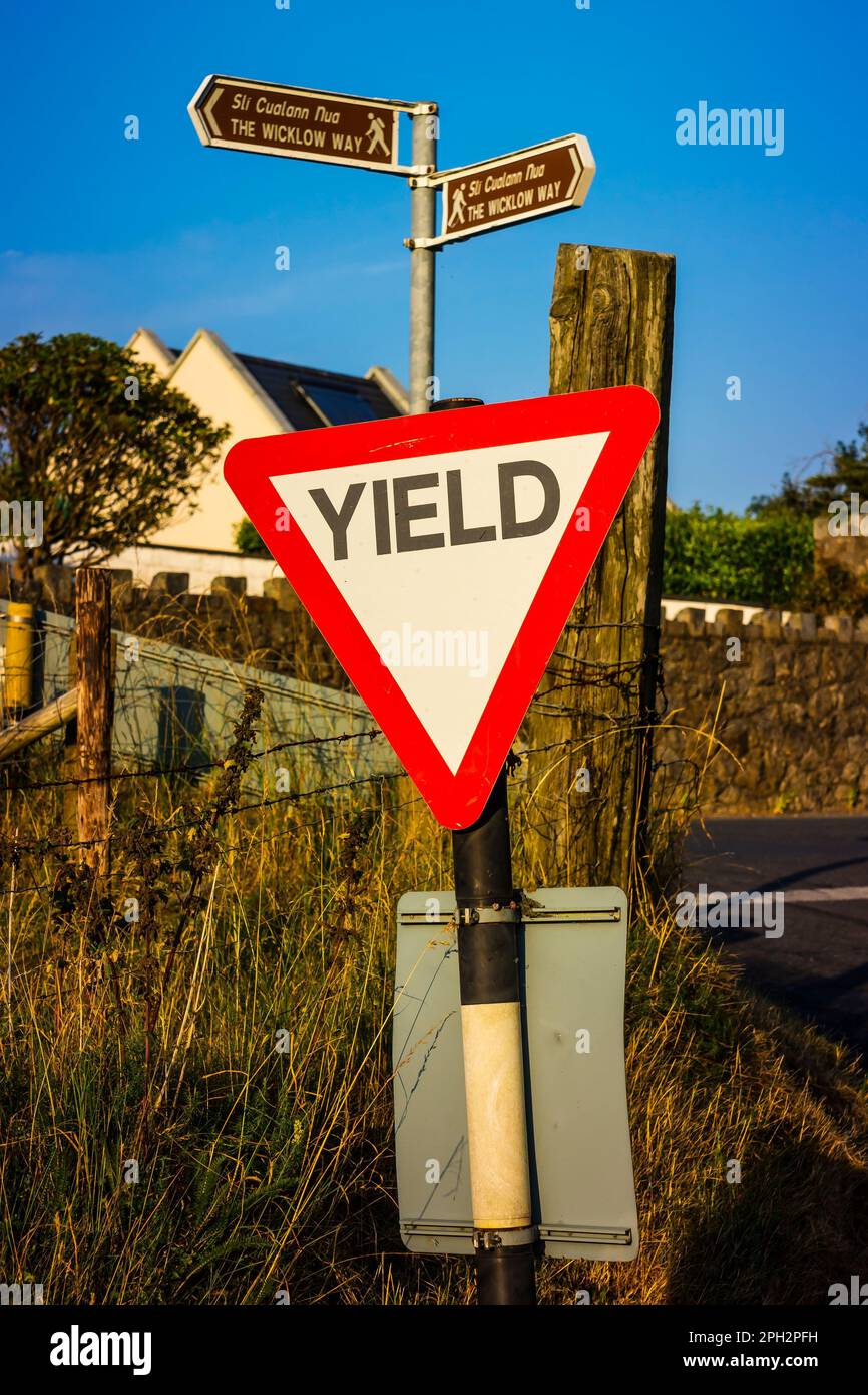 Yield sign and Wicklow Way sign Stock Photo - Alamy