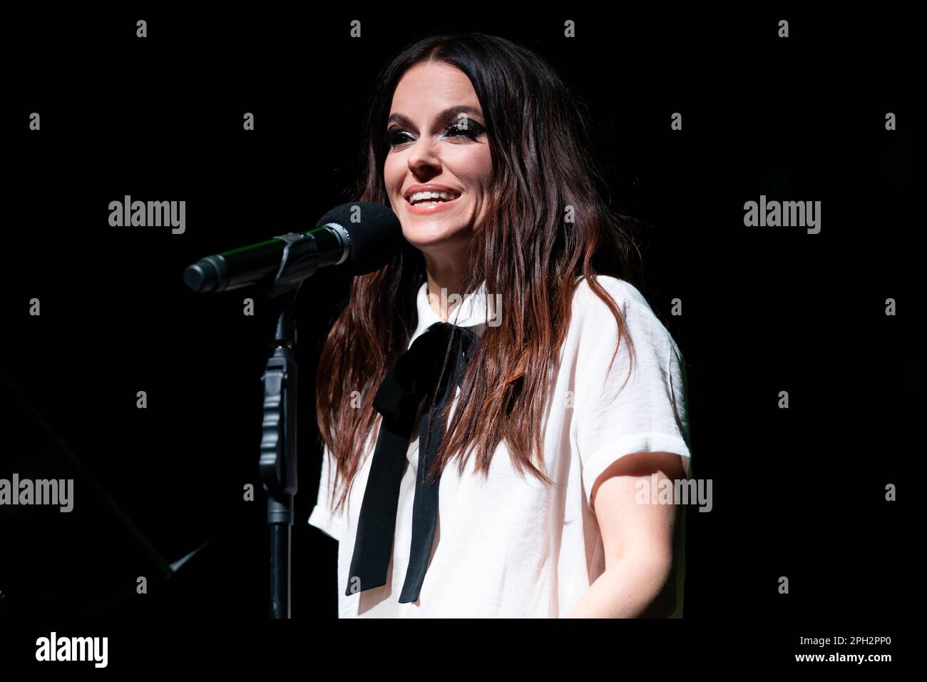 Dont tell my mother hi-res stock photography and images - Alamy