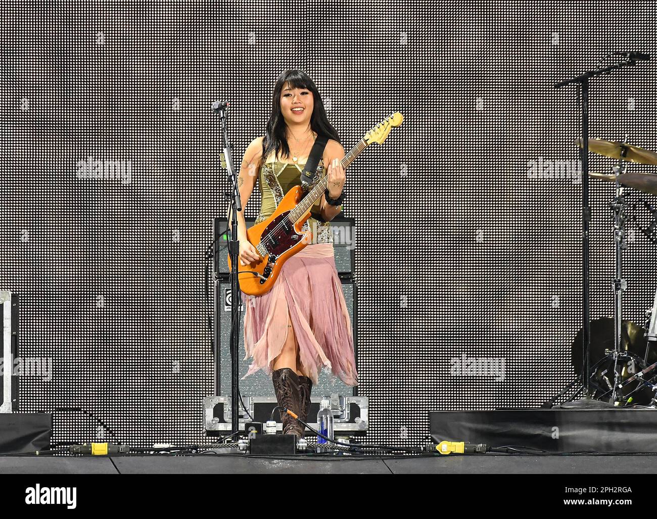 Beabadoobee concert hi-res stock photography and images - Alamy