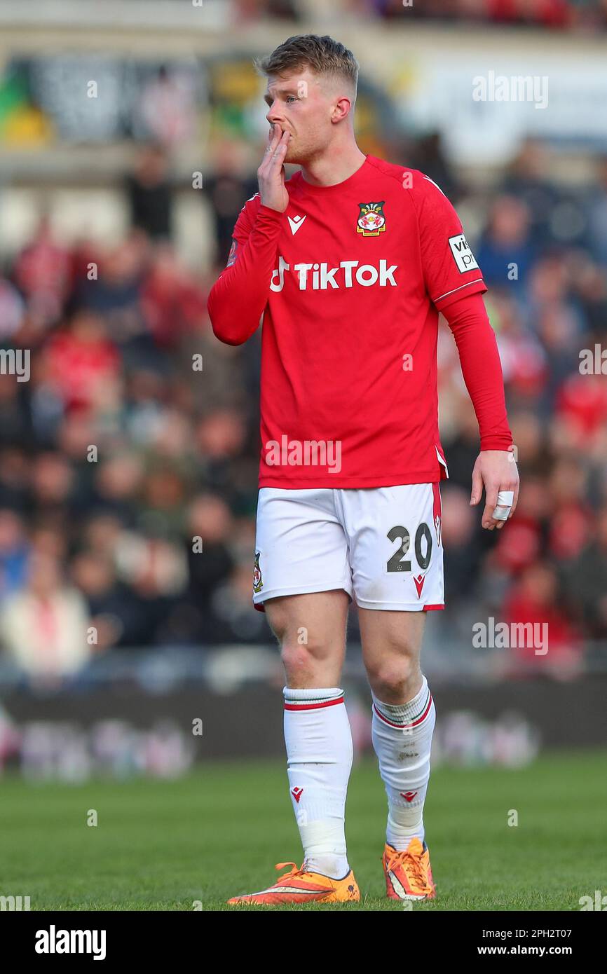 Andy Cannon #20 of Wrexham during the Vanarama National League match ...