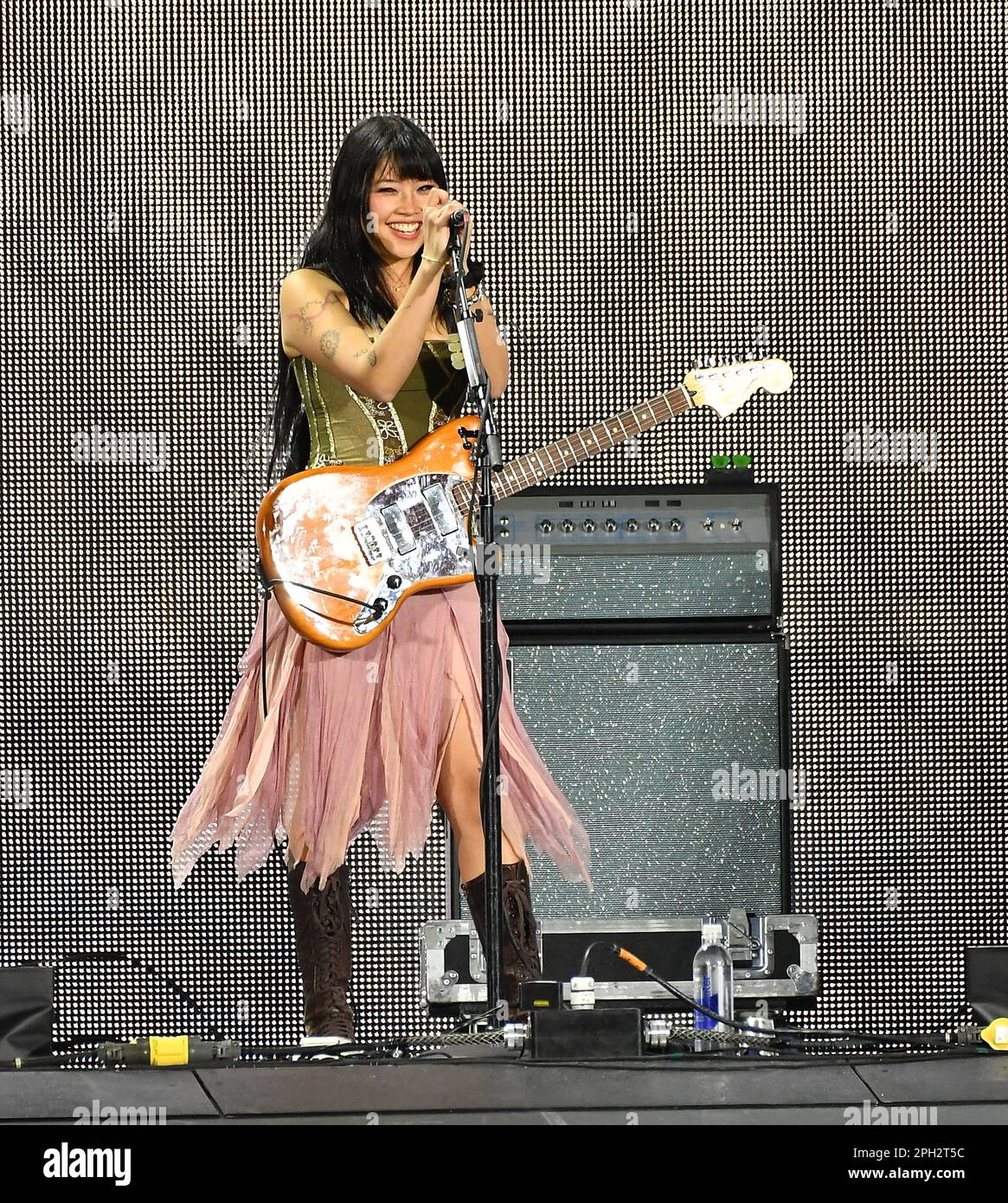 Beabadoobee concert hi-res stock photography and images - Alamy