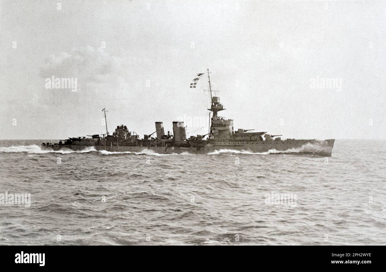 The Royal Navy light cruiser HMS Danae in the Baltic Sea, 1921 Stock ...