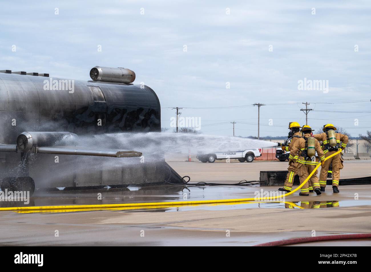 U s air force civilian firefighters hi-res stock photography and images ...
