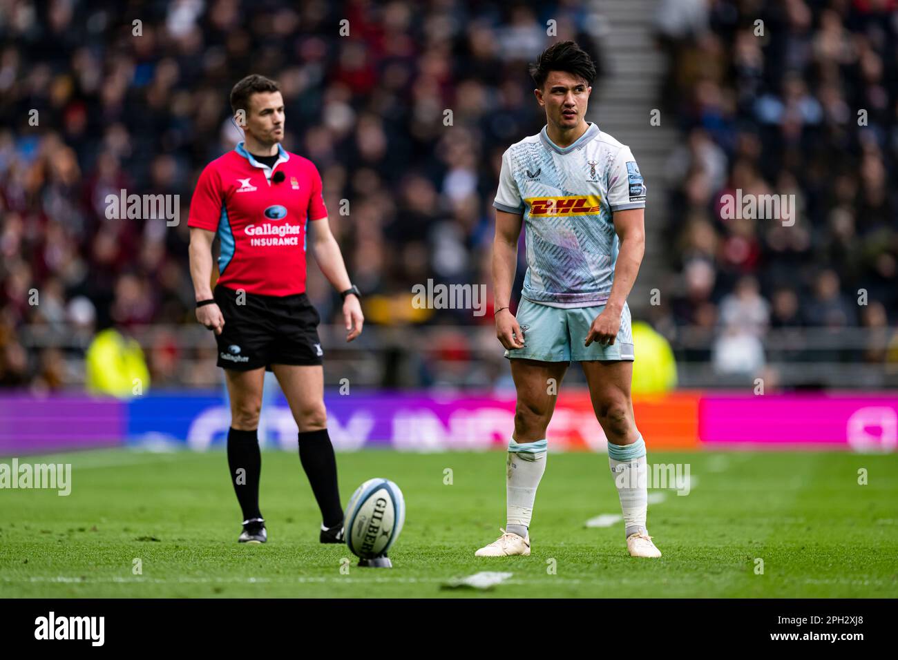 LONDON, UNITED KINGDOM. 25th, Mar 2023. Marcus Smith of Harlequins ...
