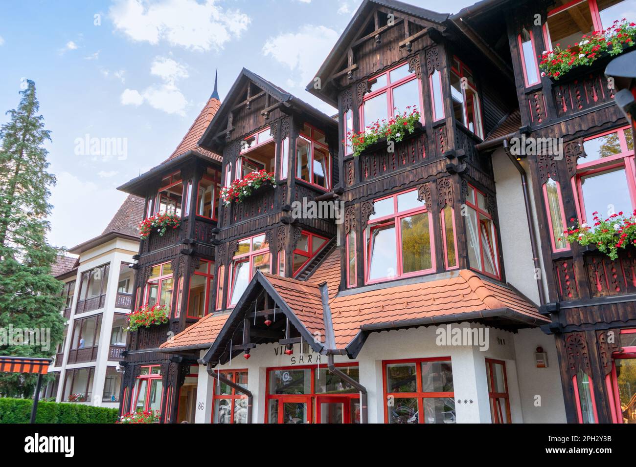 SOVATA, ROMANIA - AUGUST 24, 2022: Sovata city and Ursul lake resort ...