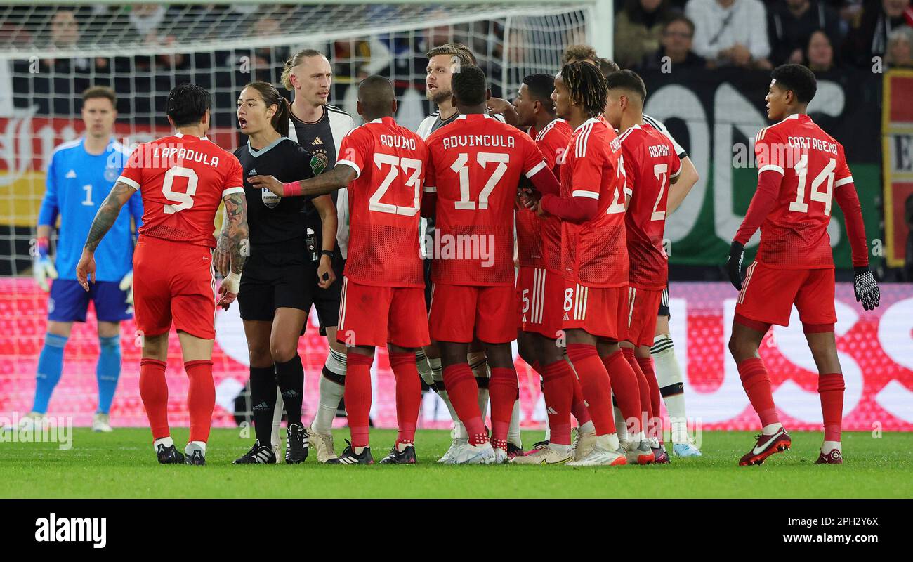 Gianluca lapadula peru hi-res stock photography and images - Alamy