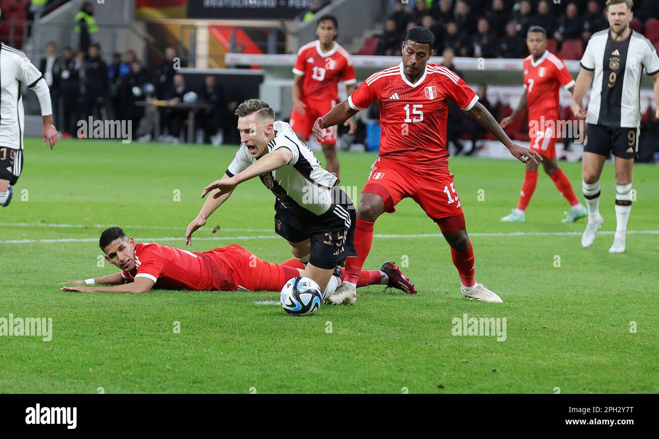 Mainz, Deutschland. 25th Mar, 2023. firo: 03/25/2023, football, soccer ...