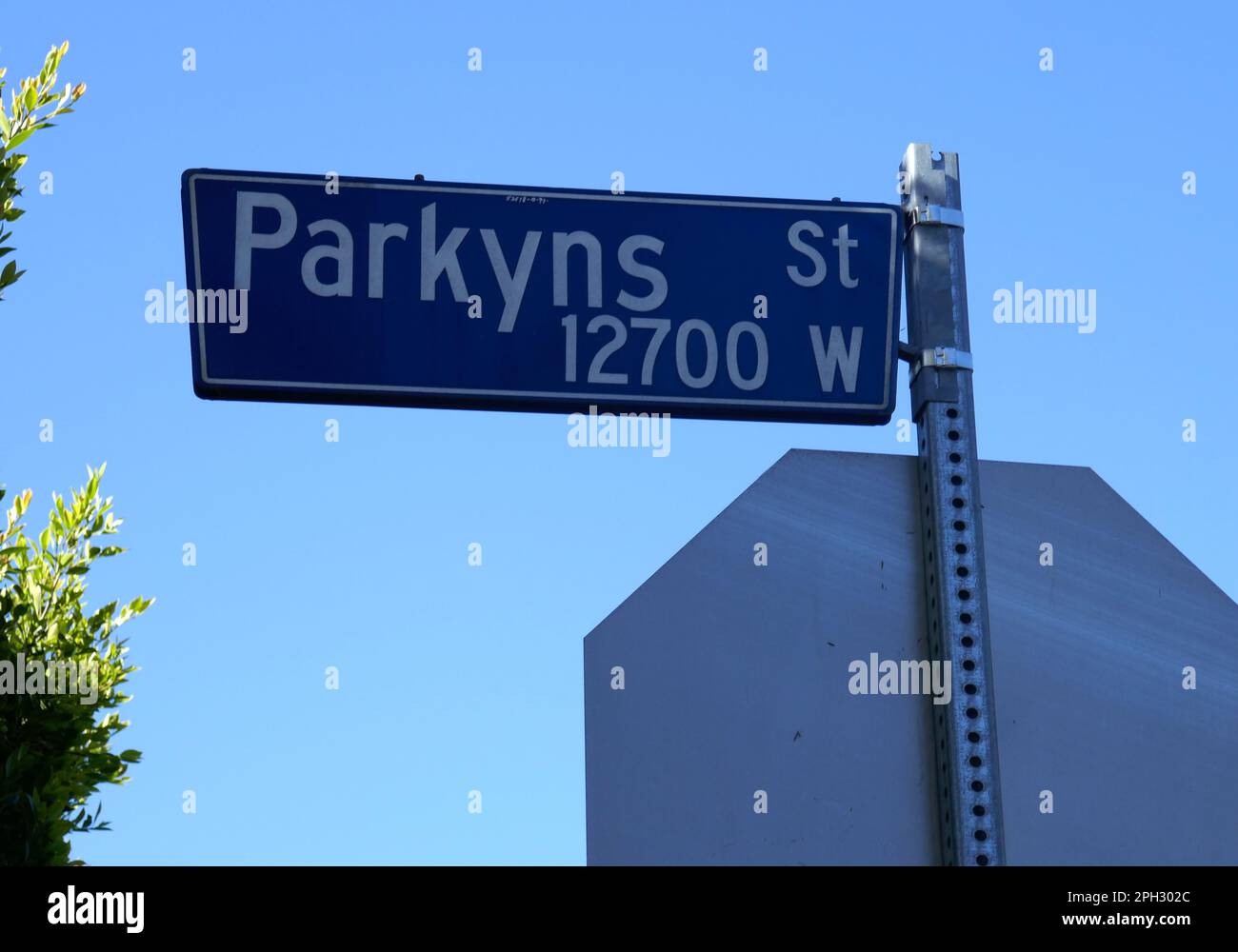 Los Angeles, California, USA 24th March 2023 Parkyns Street Sign on ...