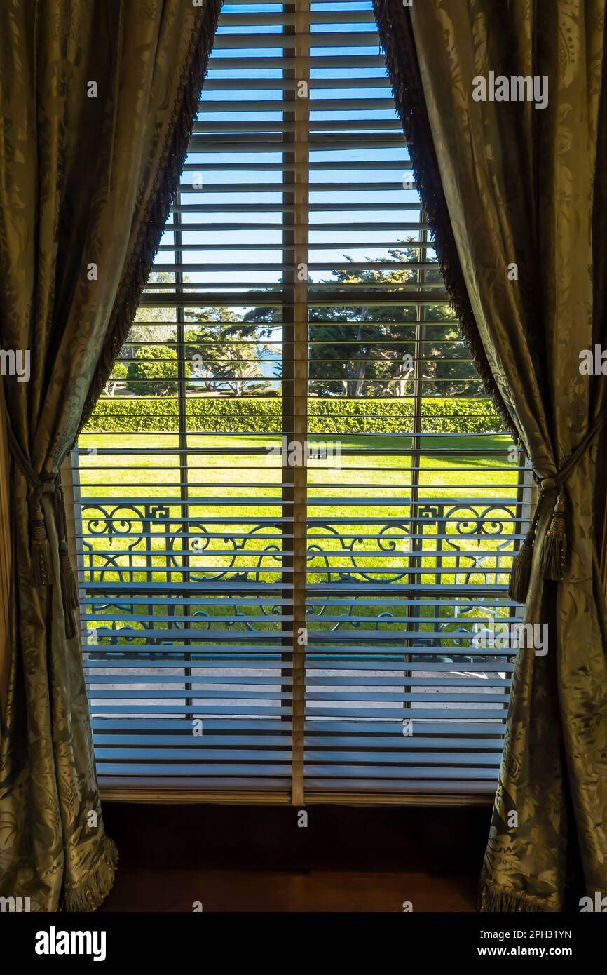 Empty Mansions Clark