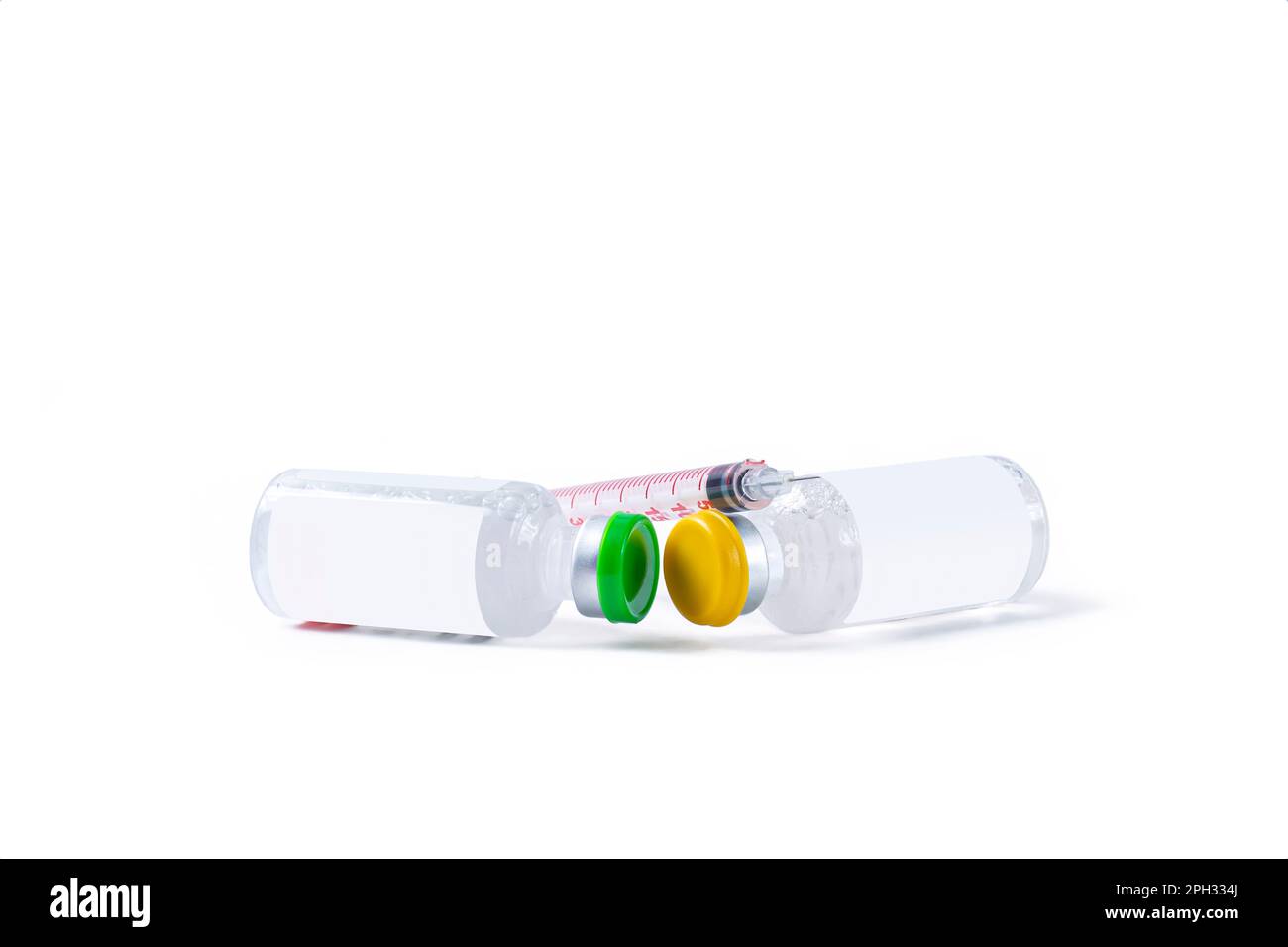 Medical vials and syringe on white background. Isolated Stock Photo - Alamy