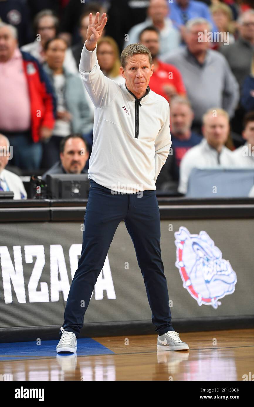 LAS VEGAS, NV - MARCH 24: Gonzaga head coach Mark Few holds up four ...