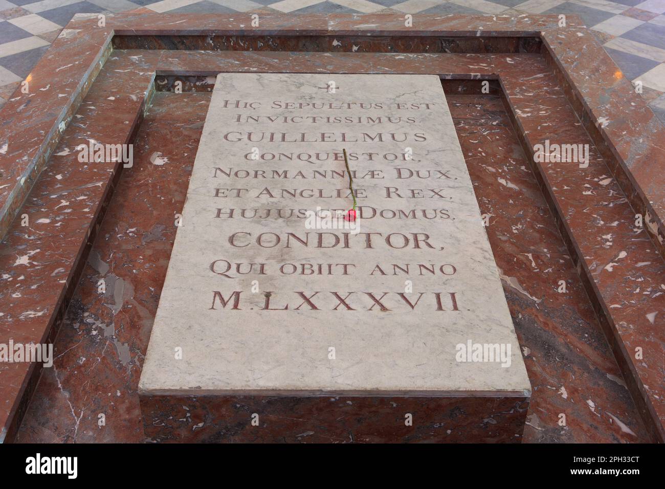 The grave of William the Conqueror (1028-1087), Duke of Normandy and ...