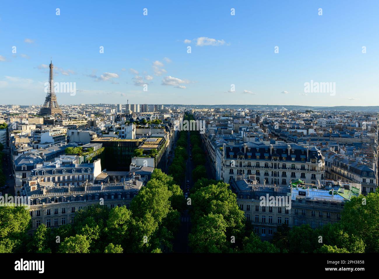 This landscape photo was taken, in Europe, in France, in ile de France ...