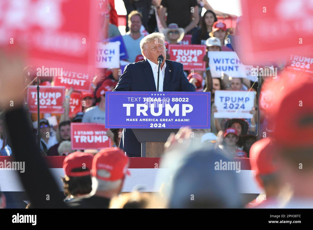 2024 presidential campaign hi-res stock photography and images - Alamy