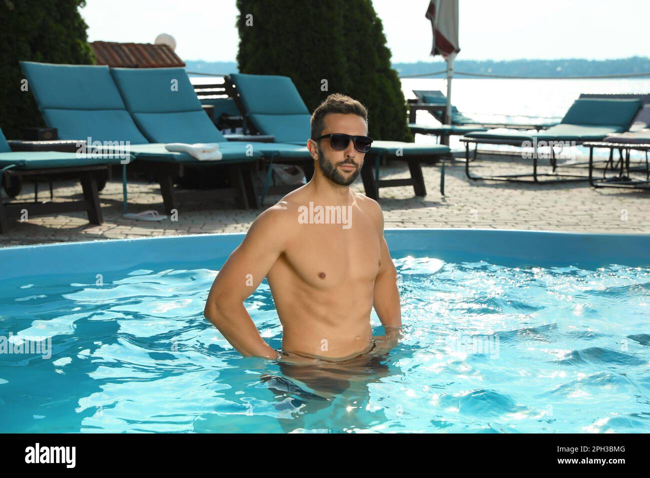 Outdoor swimming pool on hi-res stock photography and images - Alamy
