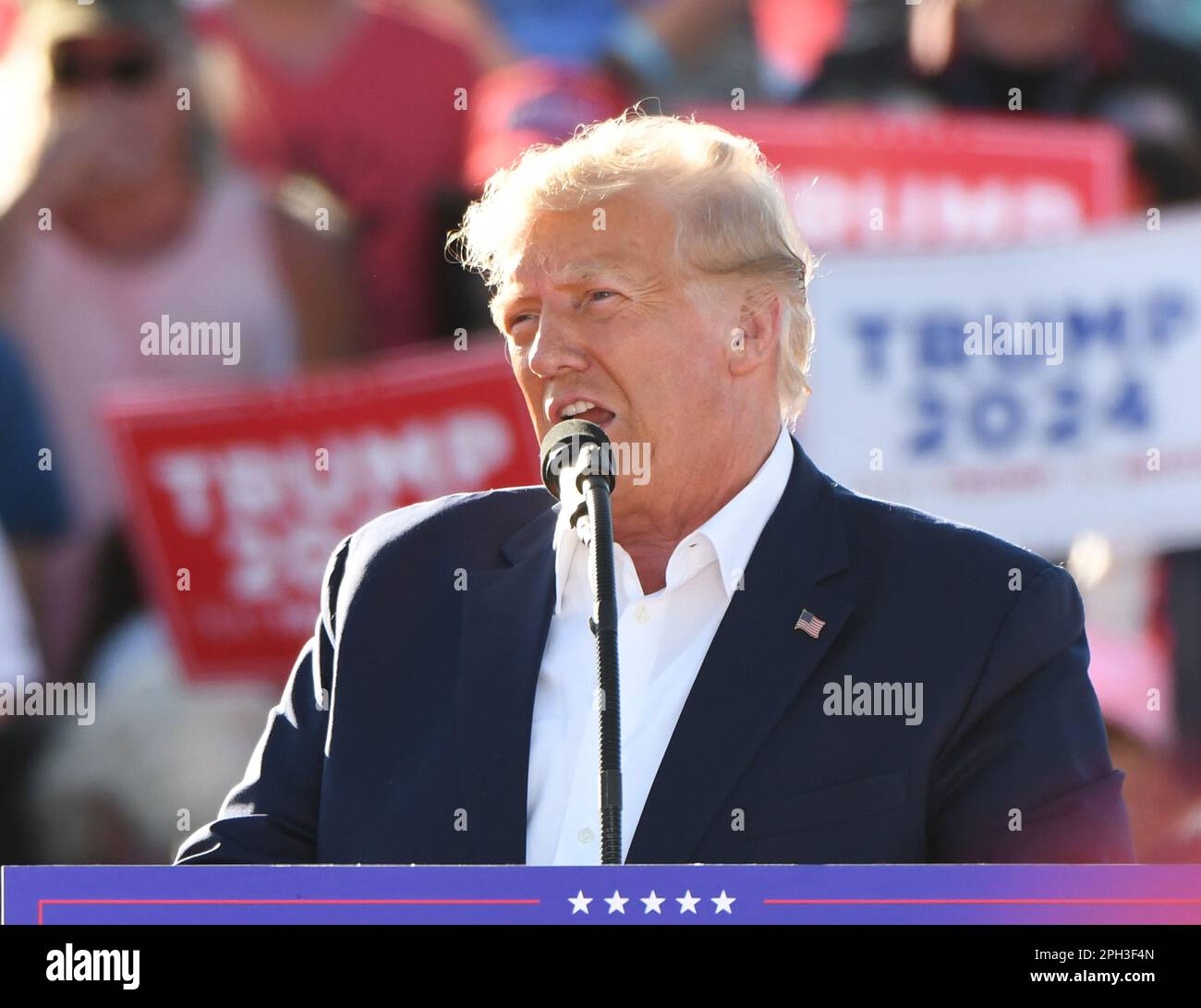 Arlington, United States. 25th Mar, 2023. Former President Donald J ...