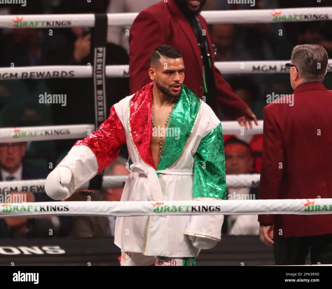 Mgm grand garden arena boxing hi-res stock photography and images - Alamy