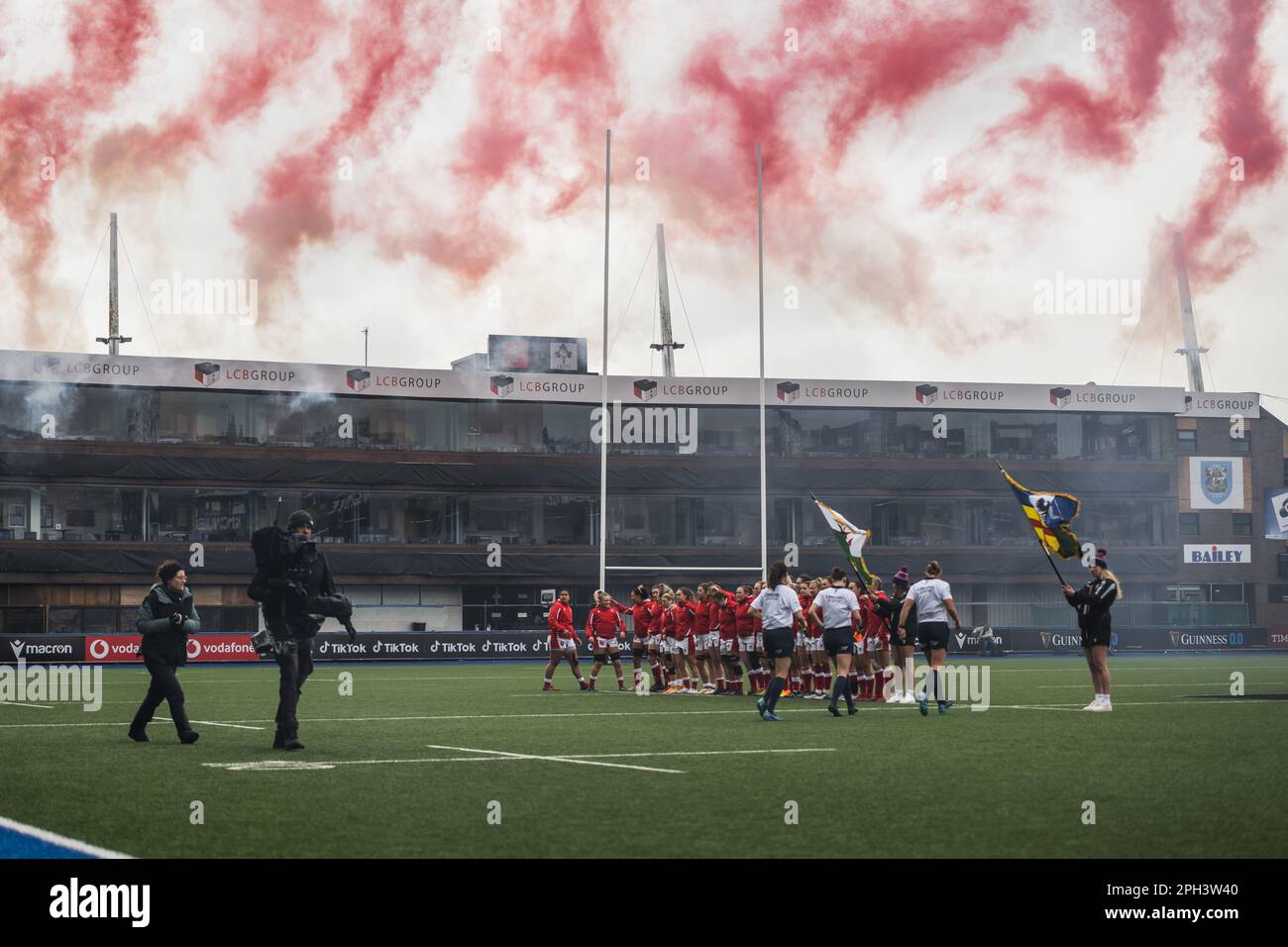 Cardiff, Wales. 25th March 2023. Wales squad singing national anthem ...