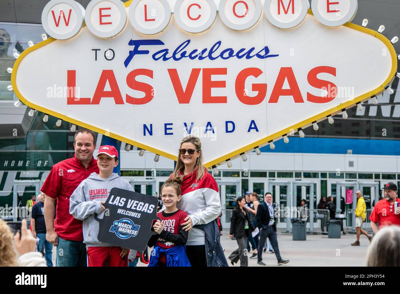 T mobile arena fan hi-res stock photography and images - Alamy
