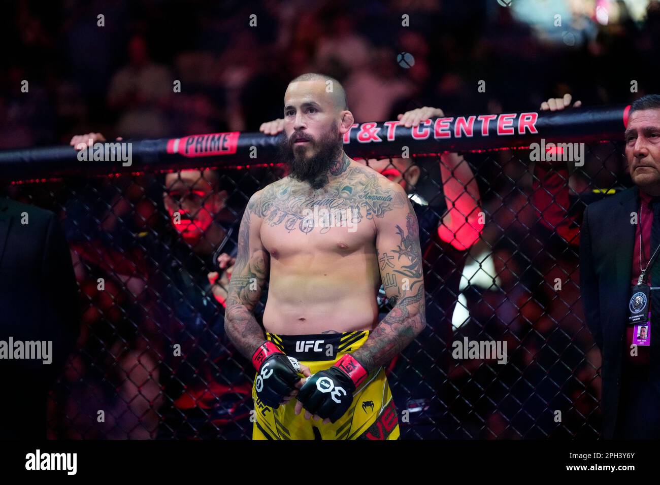SAN ANTONIO, TEXAS - MARCH 25: Marlon Vera prepares to fight Cory ...