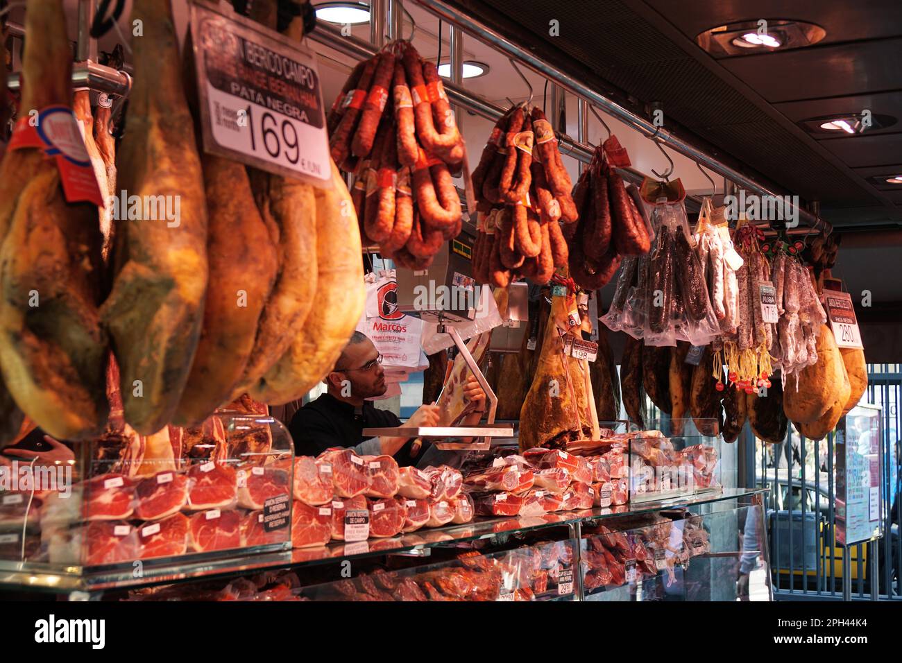 Iberico ham hi-res stock photography and images - Alamy
