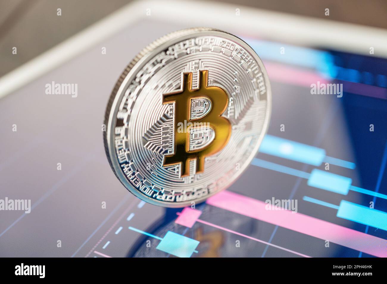 Stock market charts hi-res stock photography and images - Alamy