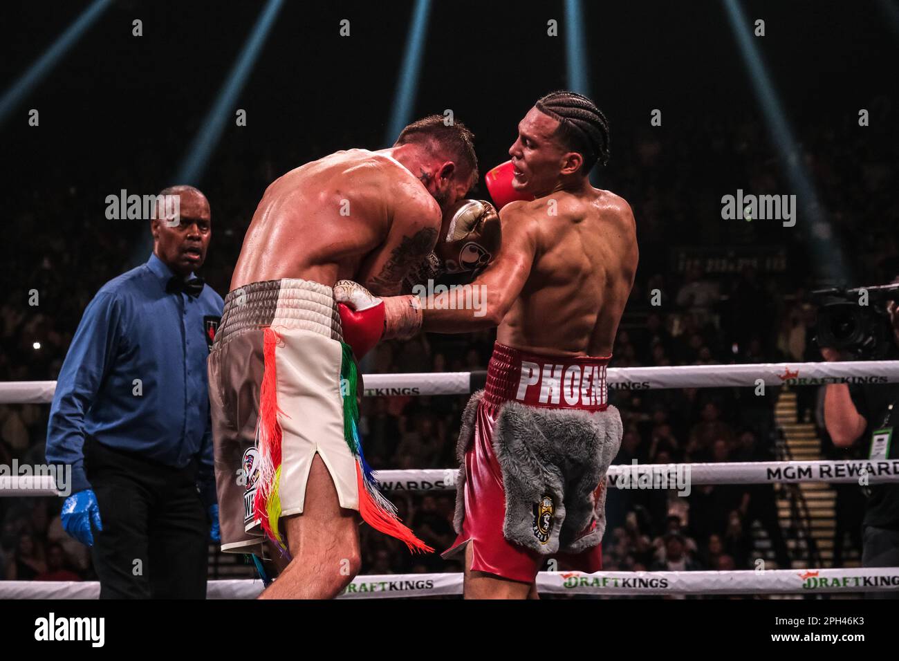 Las Vegas, Nevada, USA. 25th Mar, 2023. Action between David Benavidez ...